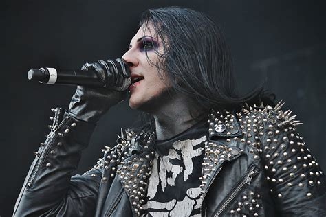 Chris Motionless Singing