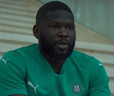 Robert Ndip Tambe Rejoint Le Fc Elimai Au Kazakhstan