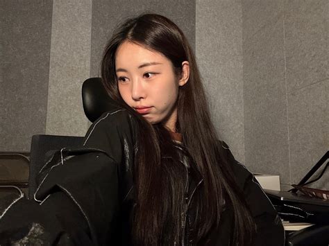 한예서 Han Yeahseo ️ 난 집콕 Instagram