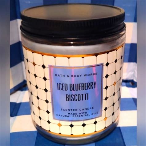 Bath And Body Works Accents New Iced Blueberry Biscotti Bath Body