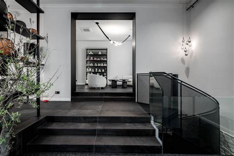 Showroom La Table Regina Sieber And Co Monobrand