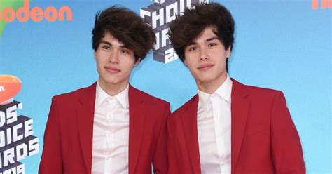 Youtube Twins Charged In Alleged Prank Bank Robbery Stunt