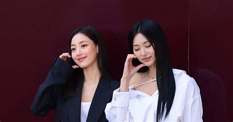 포토 트와이스 지효 쯔위 팬들에게 보내는 하트~