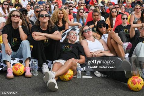 888 Anna Joel Photos And High Res Pictures Getty Images