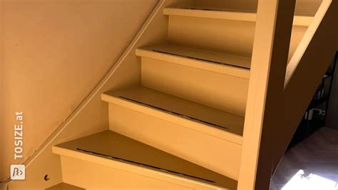 Treppe schließen und mit PVC abdecken von Hugo TOSIZE at