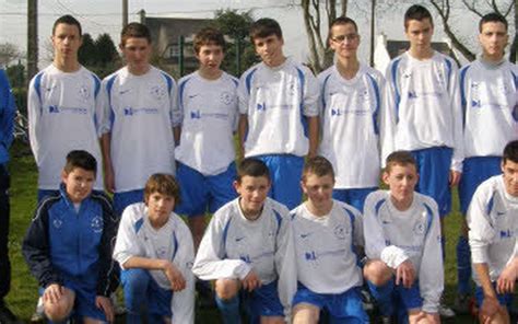Portrait d équipe Les 15 ans B du football club Le Télégramme