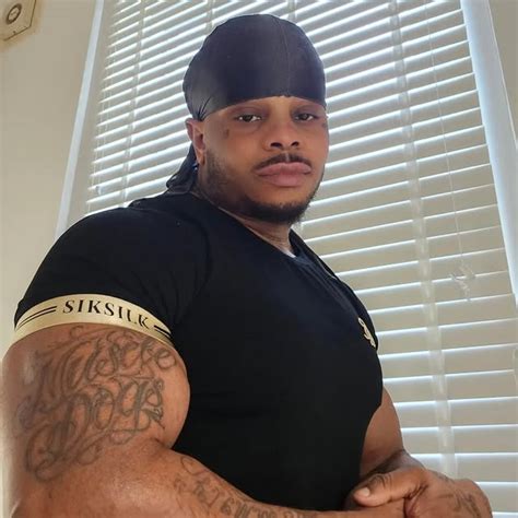 Mrnever Look Back Notactive25890000 • Threads Say More