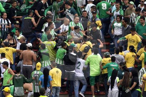 Pelea entre hinchas en partido entre Atlético Bucaramanga y Atlético