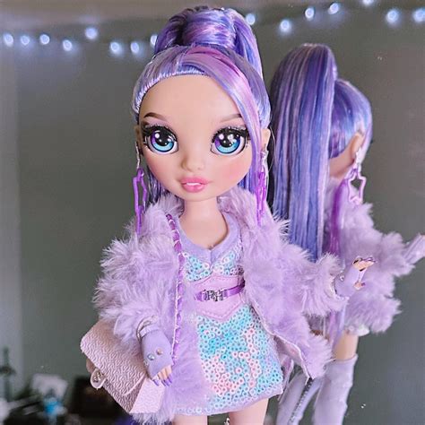 Violet Willow Rrainbowhigh