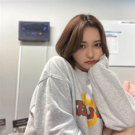 Miriさんのインスタグラム写真 Miriinstagram「🤍🤍 みなさんお元気ですか？☺︎ 花粉症大丈夫？？」4月9日 17時36