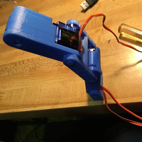 3d Printable Robot Arm Micro 9g Servo By John Doe