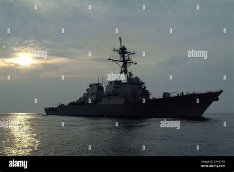 Us Navy The Guided Missile Destroyer Uss Paul Hamilton Ddg 60