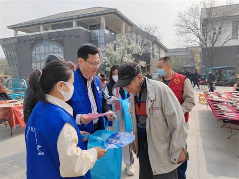 周村区人民政府 部门动态 区科协开展2024年“我们的节日·清明节”移风易俗科普赶大集活动