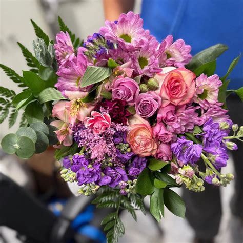 Flower Delivery In Surrey Fresh Flowers