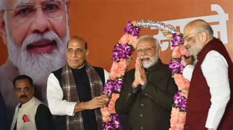 Clean Sweep In North Gains In South Bjp Led Nda To Breach 400 Mark In