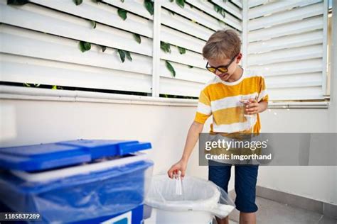 Throw Glass Photos And Premium High Res Pictures Getty Images