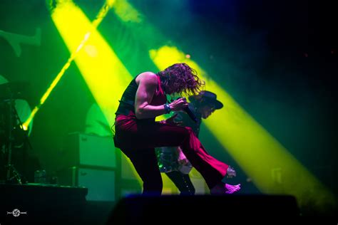 Rival Sons An Electrifying Performance At Londons Roundhouse