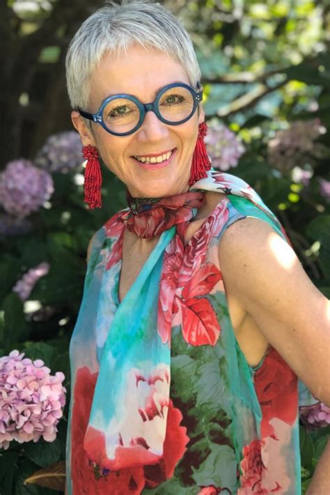 25 Gorgeous Gray Hairstyles For Over 50 Fabbon