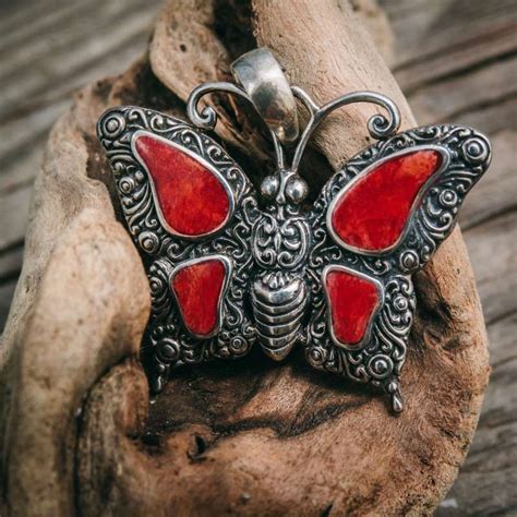 Подвеска с кораллами "Бабочка" / Серебряные Кулоны / Магазин | Jewelry ...