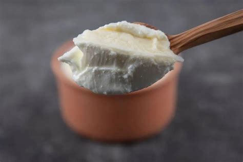 “干噎酸奶”和普通酸奶，营养有什么区别？腾讯新闻