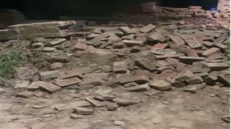 हादसा अचानक गिरी जर्जर दीवार मलबे के नीचे दबने से मजदूर की हुई मौत