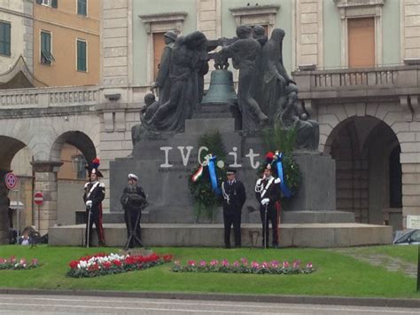 Savona La Cerimonia Per Le Celebrazioni Del IV Novembre In Piazza Mameli Foto Photogallery