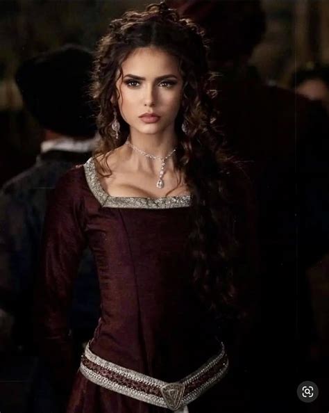 Pin De Nick Goodsell En Nina Dobrev