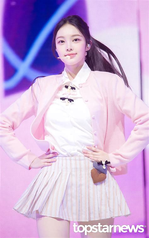 하츠투하츠h2h 이안 ‘포니테일 미소녀의 등장 The Chase 쇼케이스 Hd포토 최규석 기자 톱스타뉴스 엔터가요쇼케이스