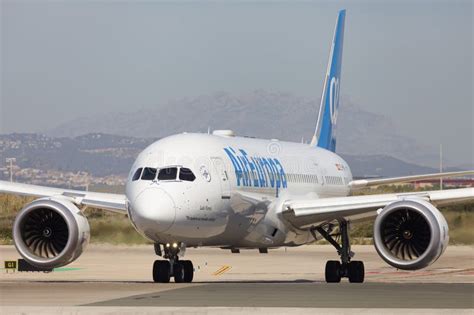 Air Europa Boeing 787 8 Dreamliner On The Taxiway Editorial Photography