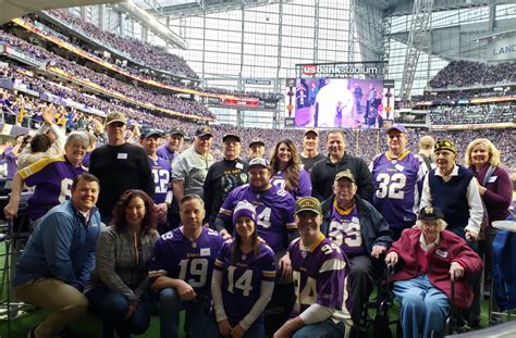 Starkey Hosts Veterans At Minnesota Vikings Game The Hearing Review