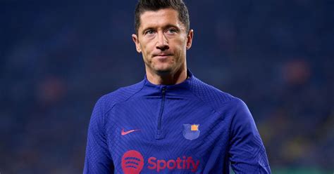 Barcelona Hit By Robert Lewandowski Injury Blow Ahead Of Copa Del Rey