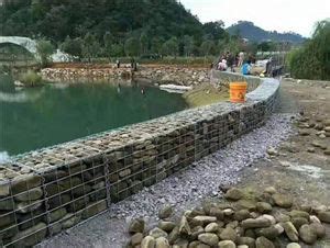 石笼网 格宾石笼网 石笼网箱 价格 厂家 安平县丰海丝网制造有限公司