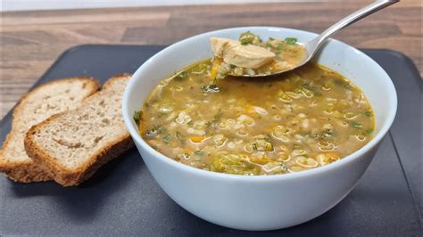Türkische Suppe Bräute Hühnersuppe mit Linsen Schnelles türkisches