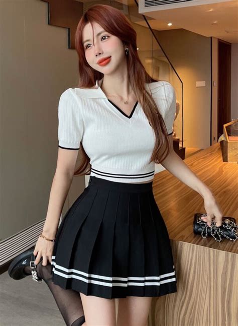 White Cropped Polo Shirt Jennie Blackpink Fashion Chingu