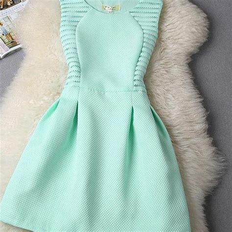 Cute Pure Color Show Body Dress On Luulla