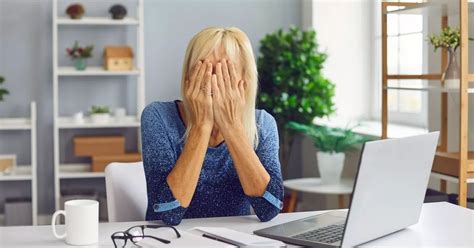 Black Friday Scams Cost Brits Millions As Uks Most Gullible Cities