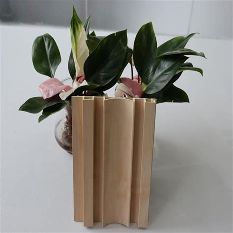 China Low Price Pvc Laminated Wall Panel Manufacturers Suppliers