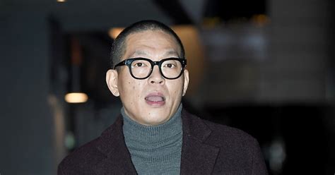 포토엔hd 범죄도시 박지환 많은 취재진에 화들짝~언터처블