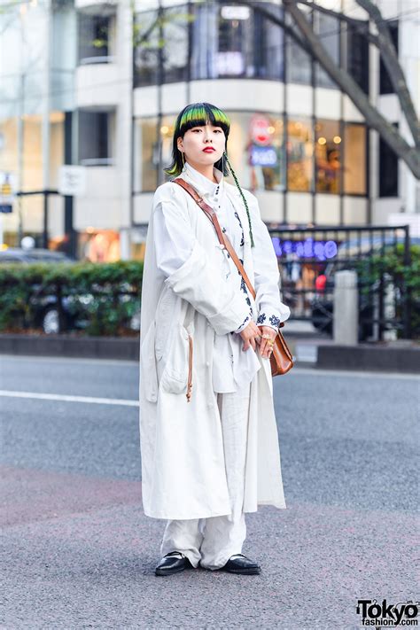 All White Vintage Fashion In Harajuku W Green Hair Belted Coat