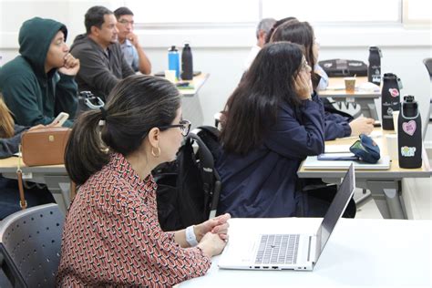 Equipo técnico de MiAMBIENTE se capacita en análisis de incertidumbre