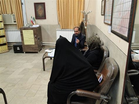 جلسه دیدار چهره به چهره اولیا و دبیران پایه های دهم و یازدهم