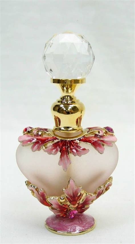 Парфюмные бутылочки | Pretty perfume bottles, Beautiful perfume bottle ...