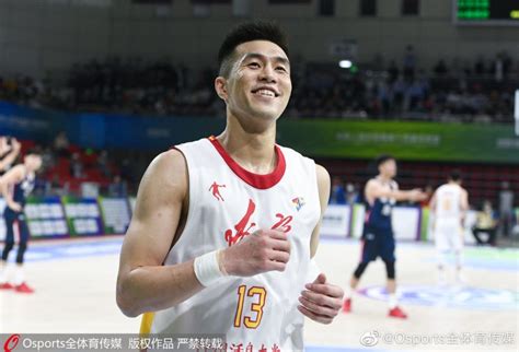 迎来赛季首秀！郭艾伦将会对阵山西出战 球迷屋