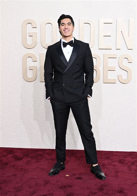 2024 Golden Globes Red Carpet Photos: Best Pics