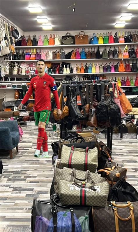 მოიცა არააქროლო შეკითხვა მაქვს ჩანთომანია ⋆ აუთლეტი