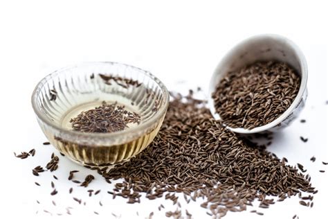 14 Beauty And Health Benefits Of Using Jeera Cumin Water