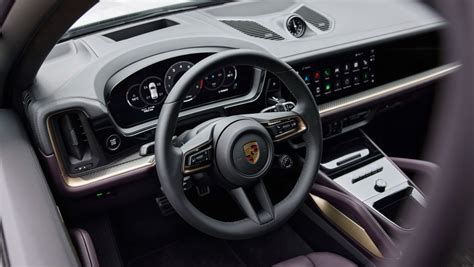 保时捷 Cayenne 的第三款 E Hybrid 车型：cayenne S E Hybrid 启动中国预售 Porsche