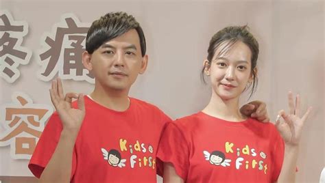 F4组合悼念大s：言承旭称愿这一次你慢慢地走，吴建豪保持沉默腾讯新闻