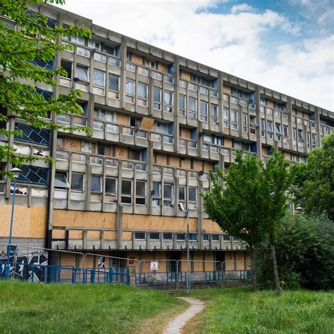 Movie Footage Reveals Demolition Of Robin Hood Gardens