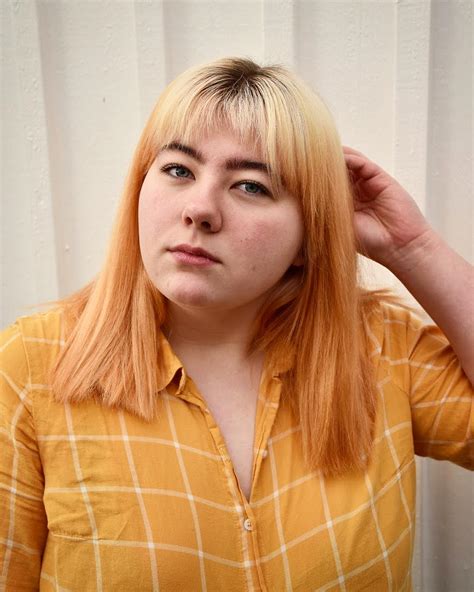 E L I N E L I N Added A New Photo